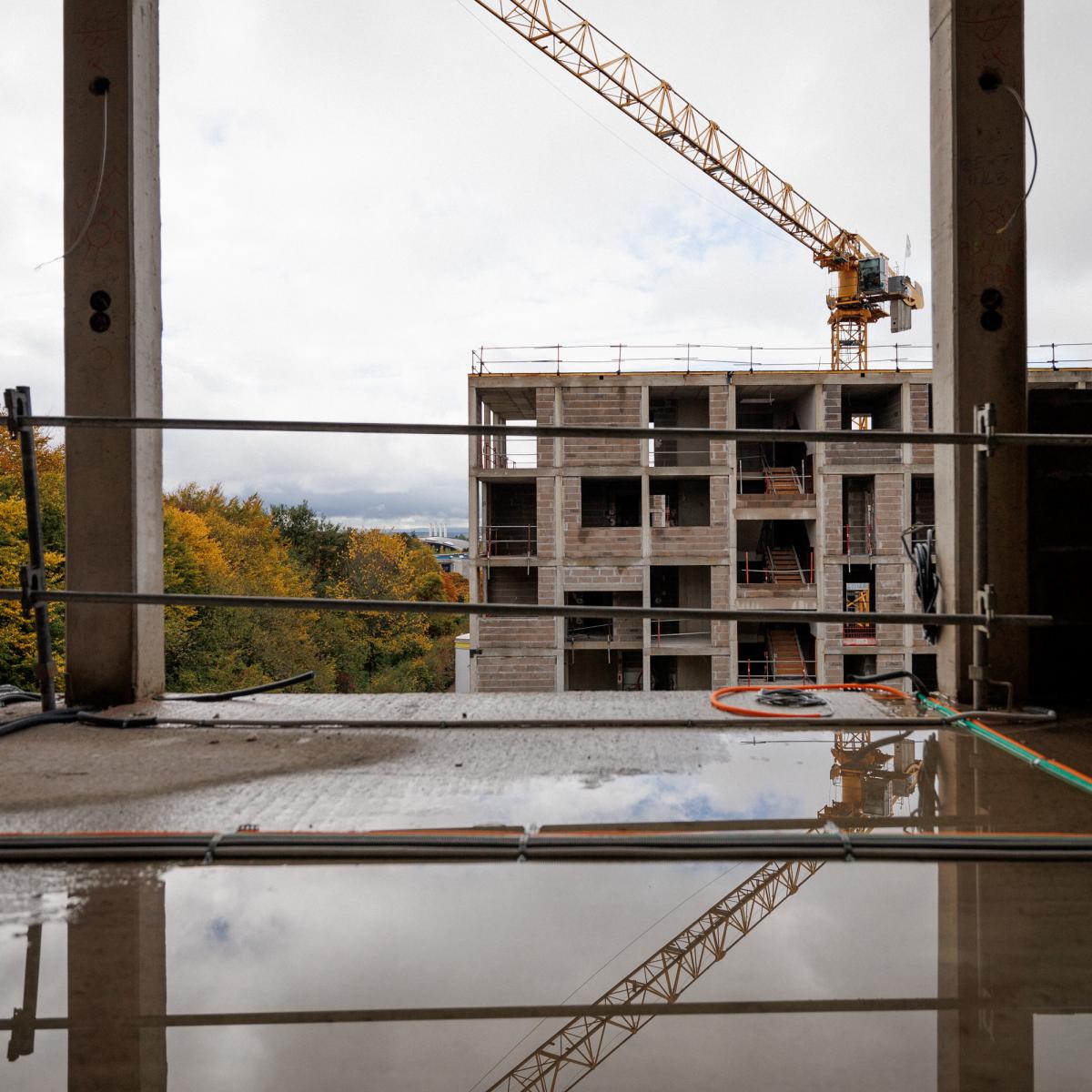 Construction crisis: "Cautious optimism" in the skilled trades ...