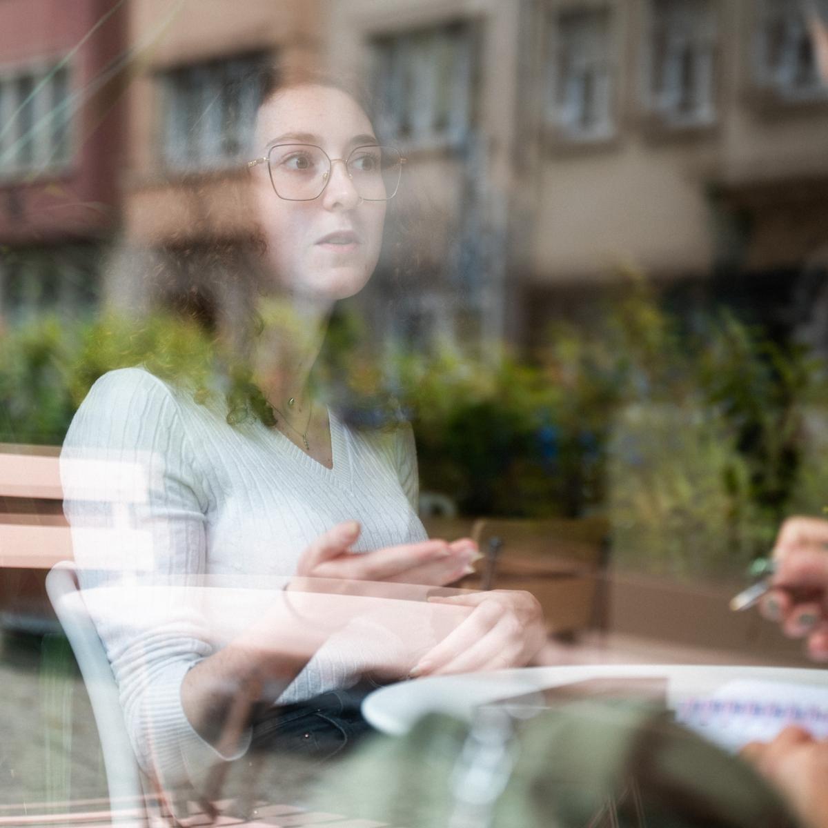 Ehrenamt am Limit: Wo Freiwilligkeit endet und Arbeit beginnt ...